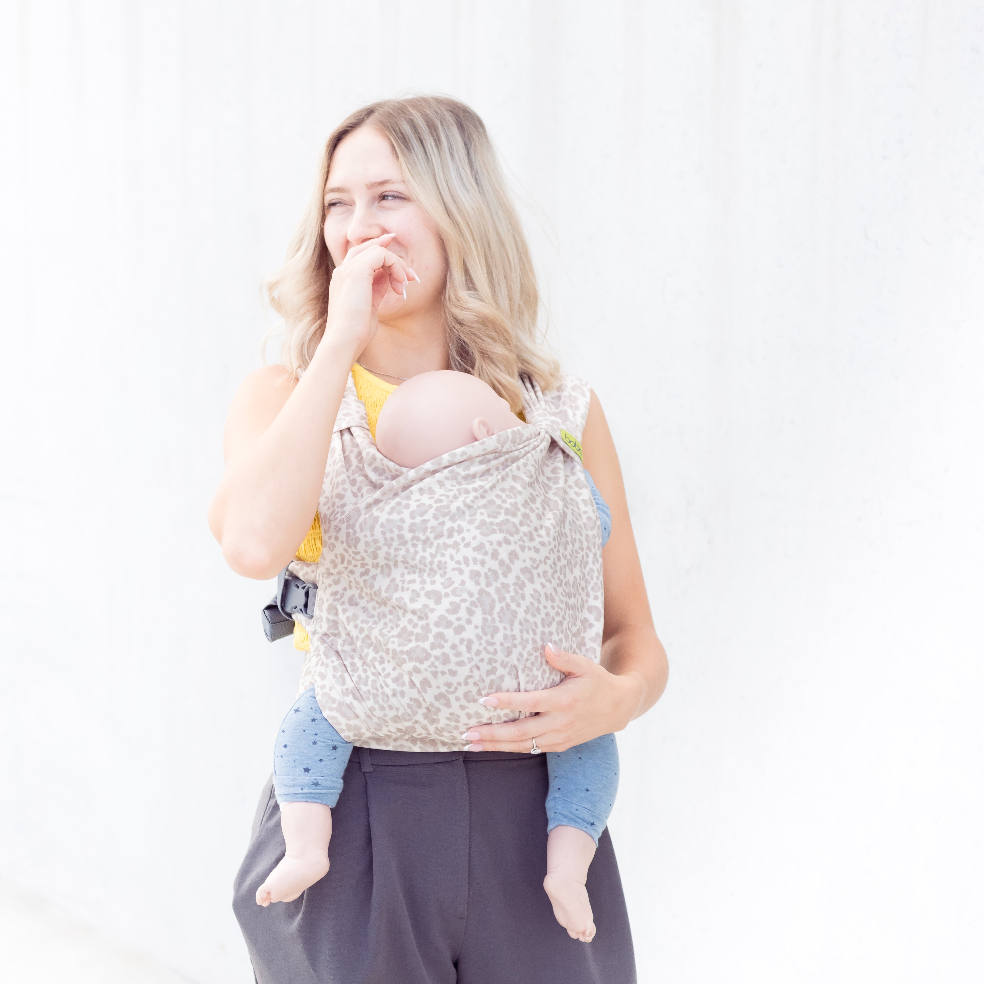 Boba Bliss Carrier - Sand Leopard – Zoesage
